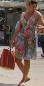 Photos of What the French are Wearing - Summer 2009 - Paris Escapes